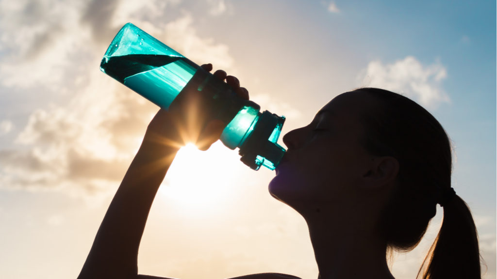 5 Signs You Have Dehydrated Skin! (+ How To Fix It!)