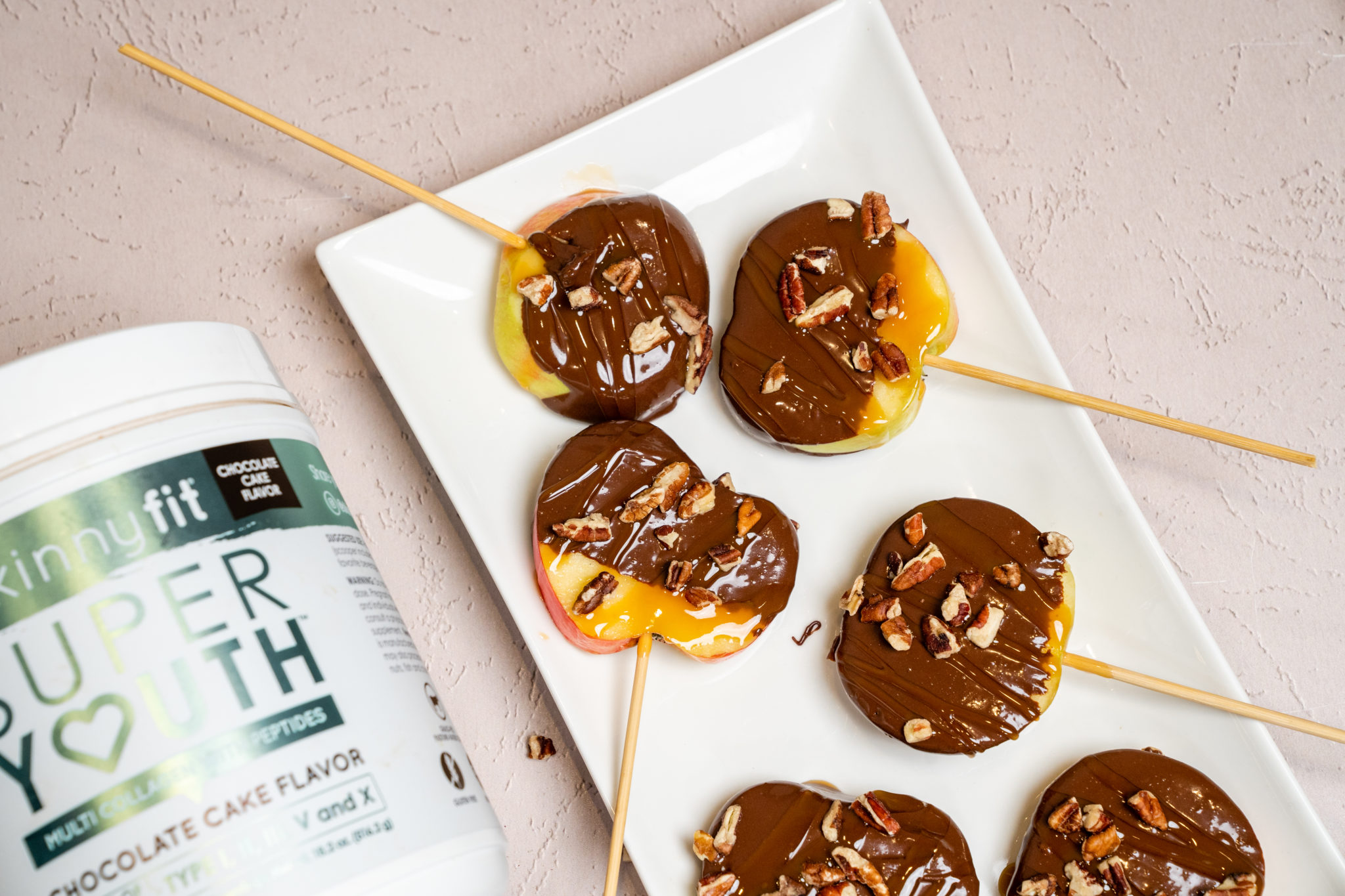How To Make Chocolate Covered Caramel Apple Slices On A Stick