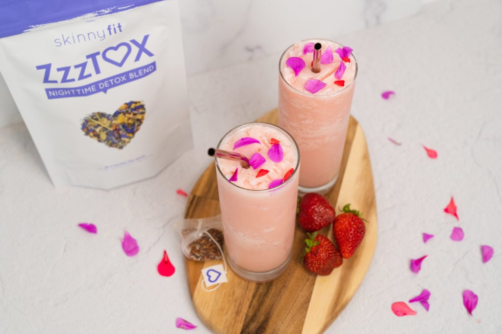 Frozen Pink Tea Latte To Help Curb Appetite (Great For Weight Loss!)