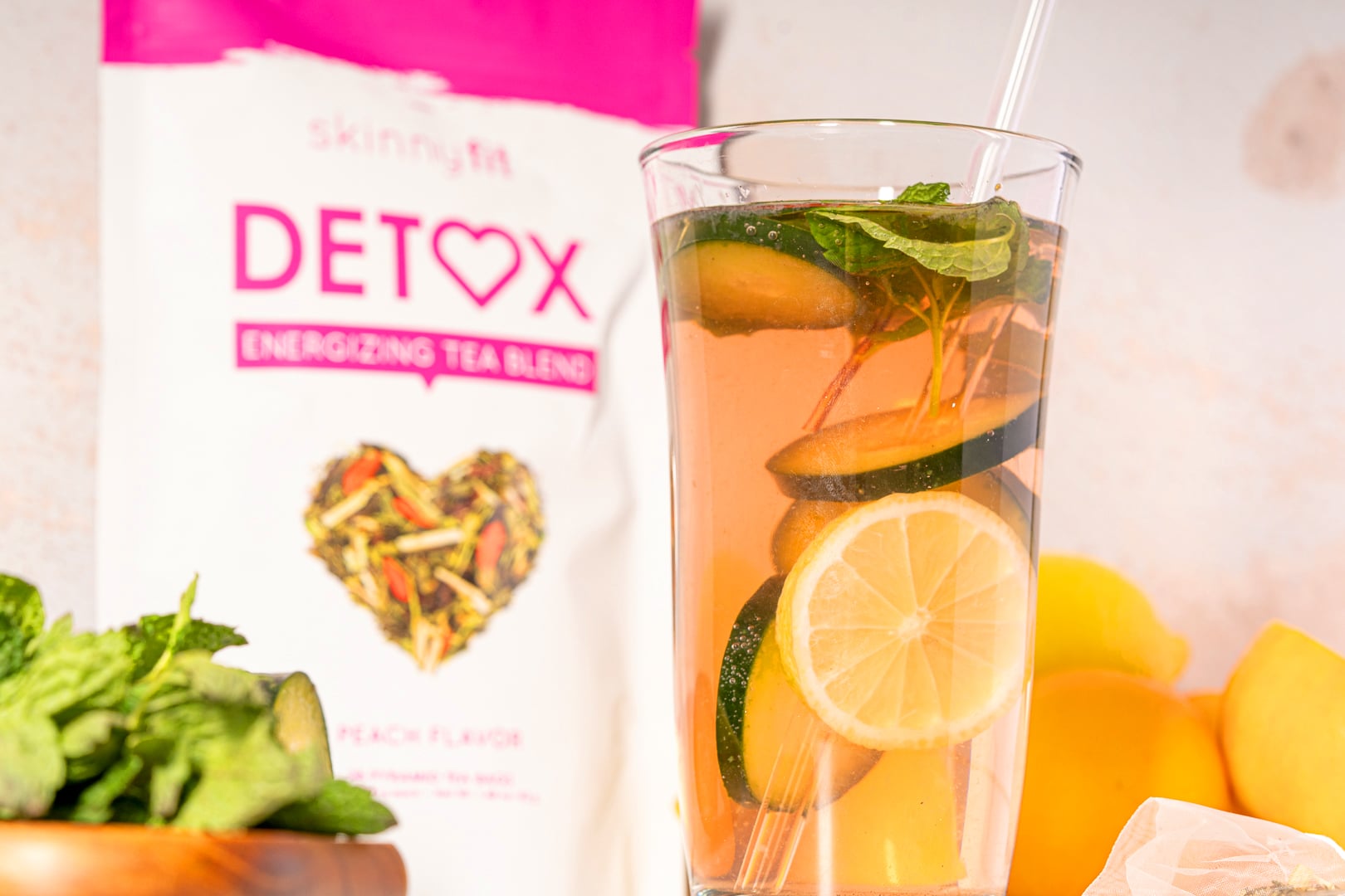 Revitalizing Vitamin C & Detox Water